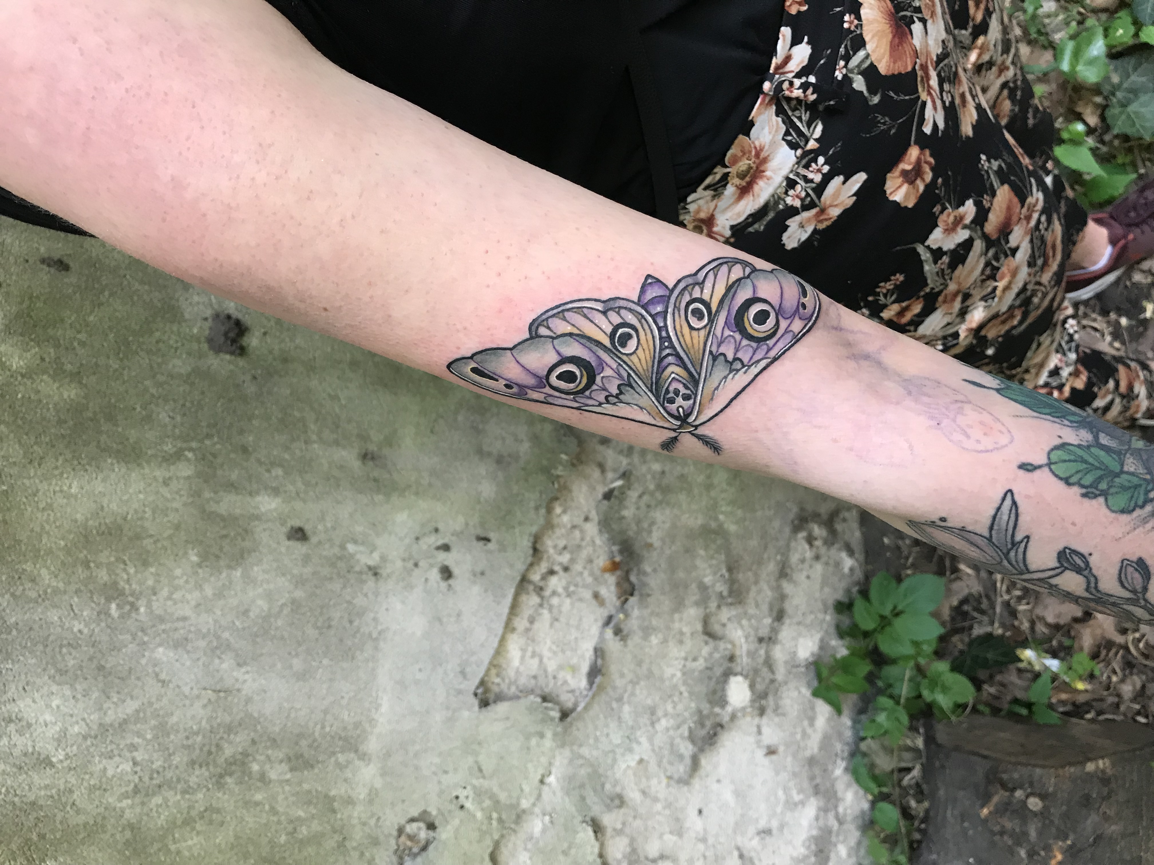 Tattoo Artist Mathilde Color Tätowierungen und Mandala Tattoos in Berlin