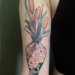 Tattoo Artist Mathilde Color Tätowierungen und Mandala Tattoos in Berlin